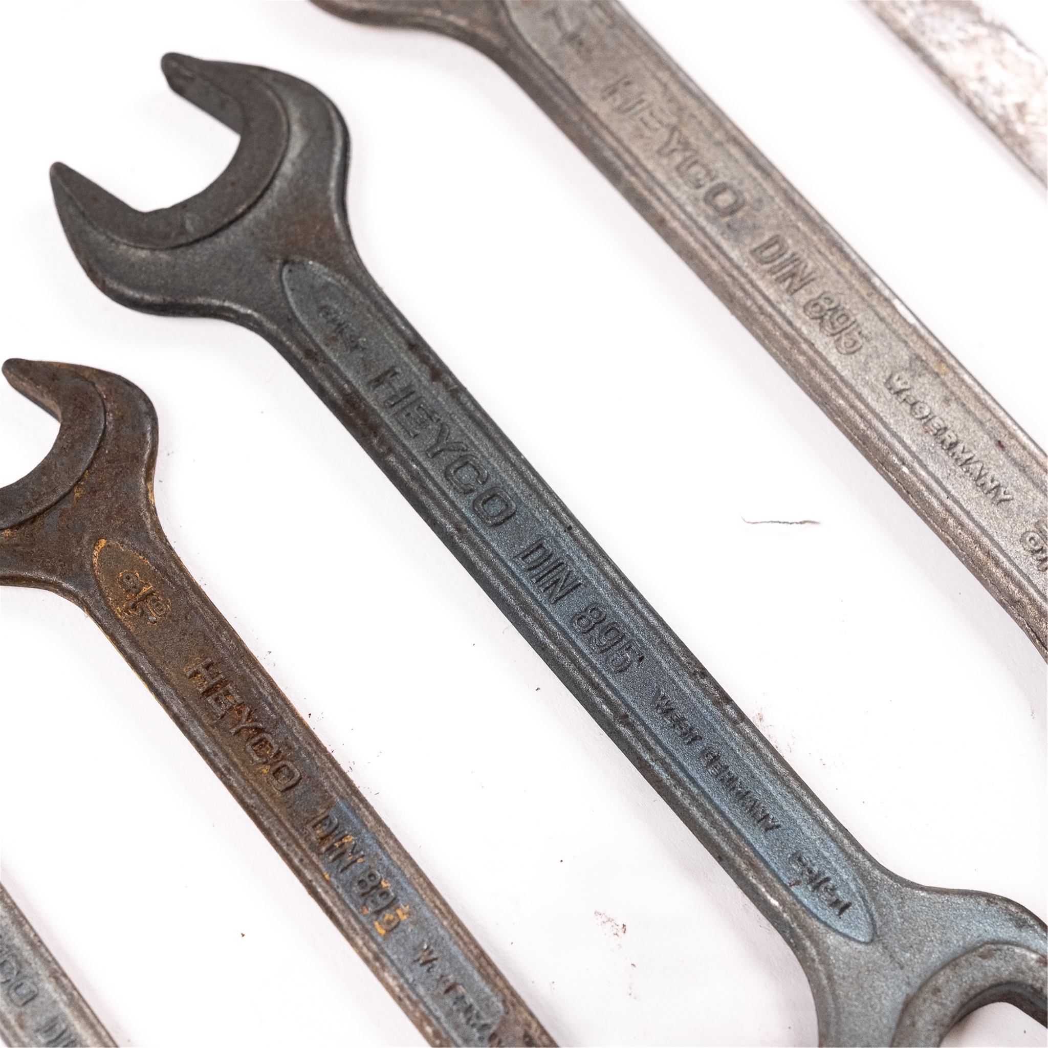 E-Type V12 (71-74) Tool Kit (Complete)