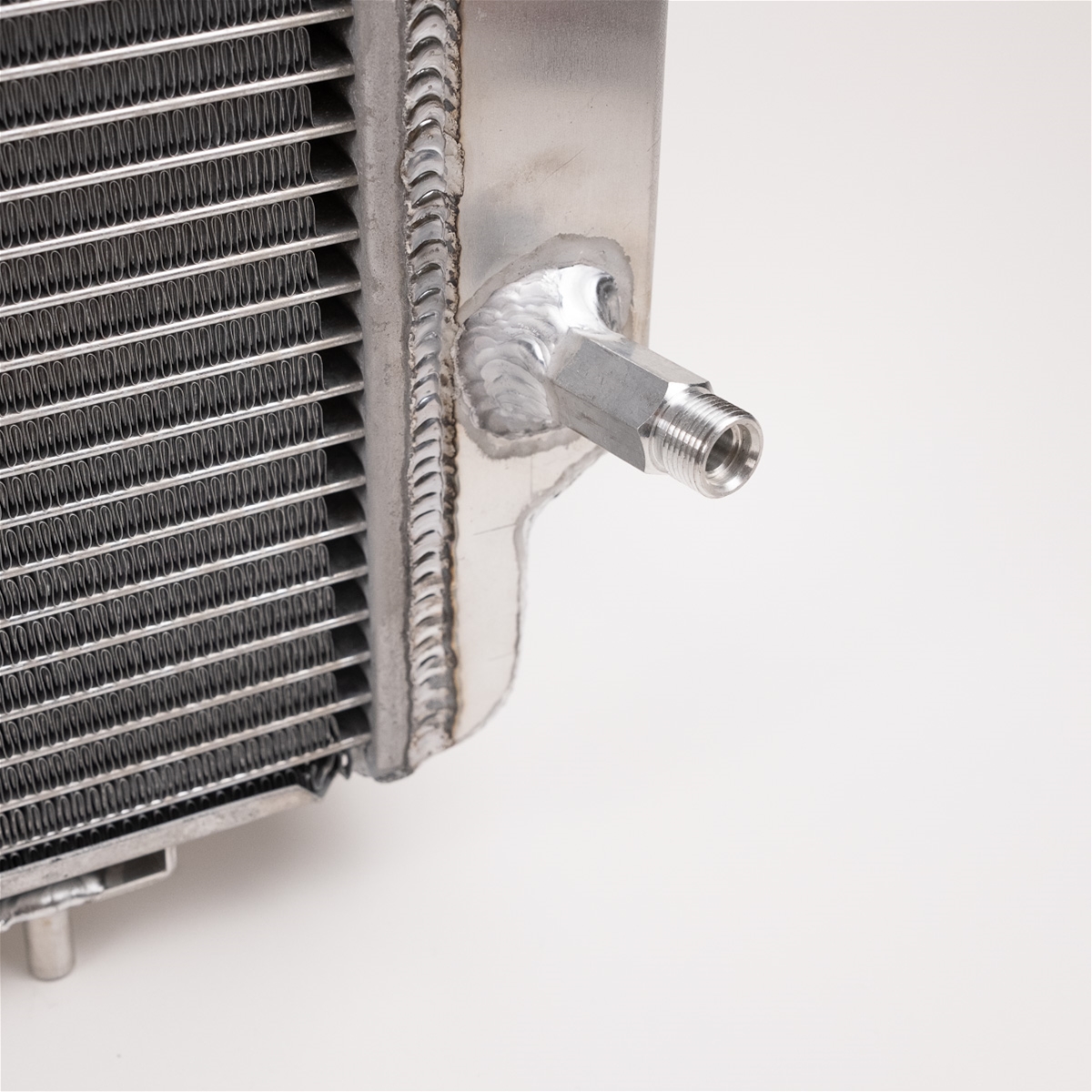 V12 Aluminum Radiator for XJS/XJ12 5.3L 1976-1992