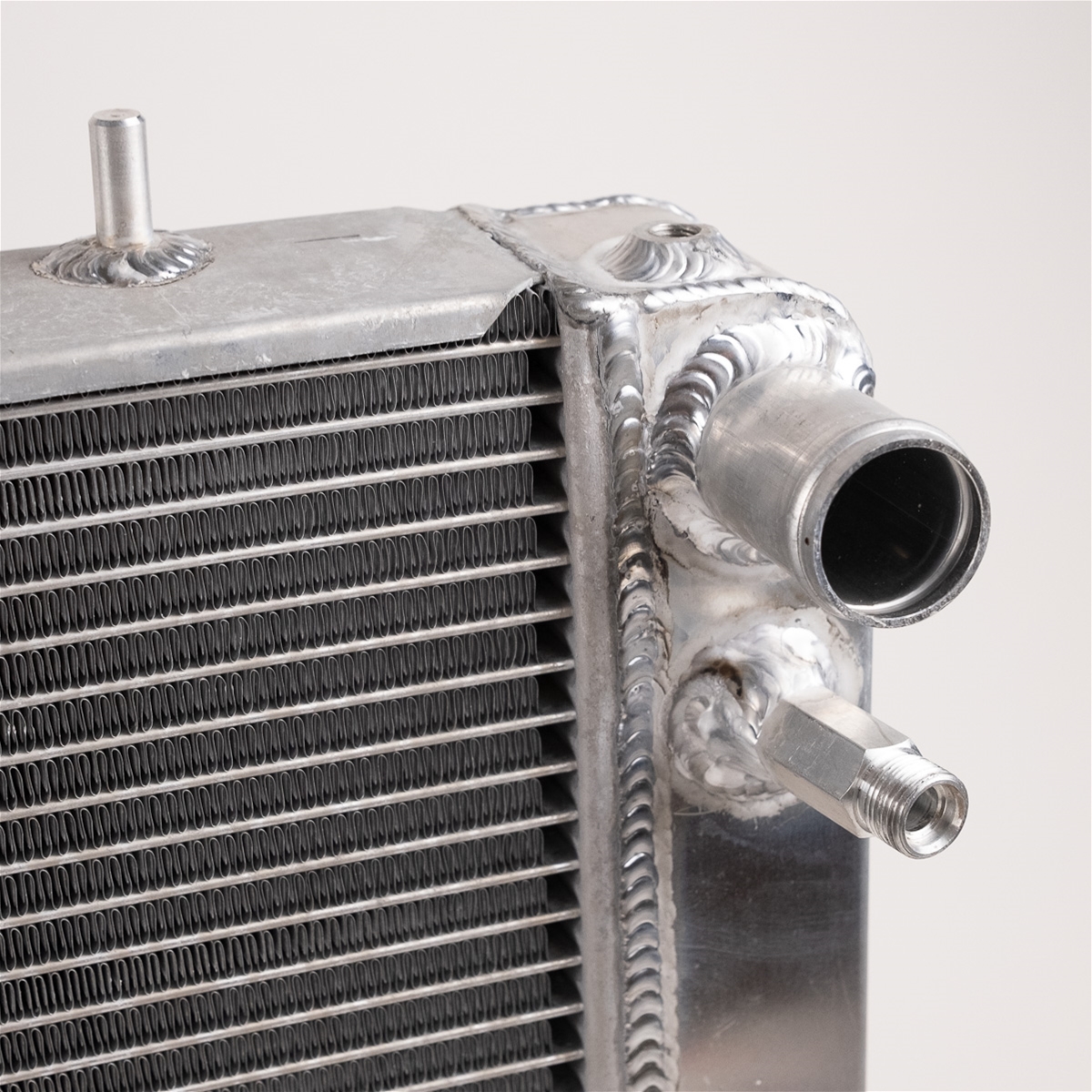 V12 Aluminum Radiator for XJS/XJ12 5.3L 1976-1992