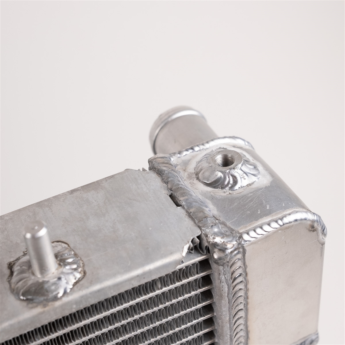 V12 Aluminum Radiator for XJS/XJ12 5.3L 1976-1992